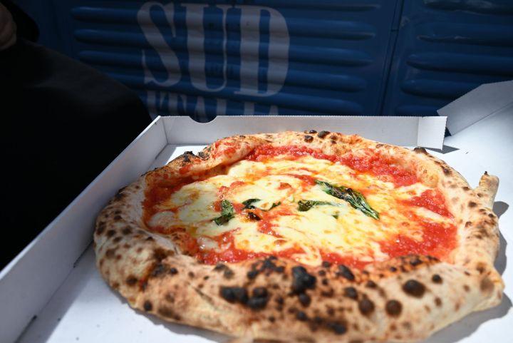 SUD Italia: Neapolitan Pizza in the Old Spitalfields Market - Halal Xplorer
